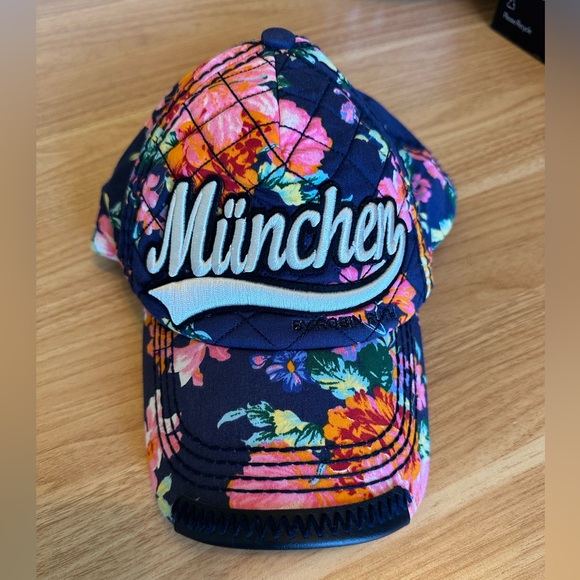 Robin Ruth | Accessories | Robin Ruth Munchen Munich Hat | Poshmark